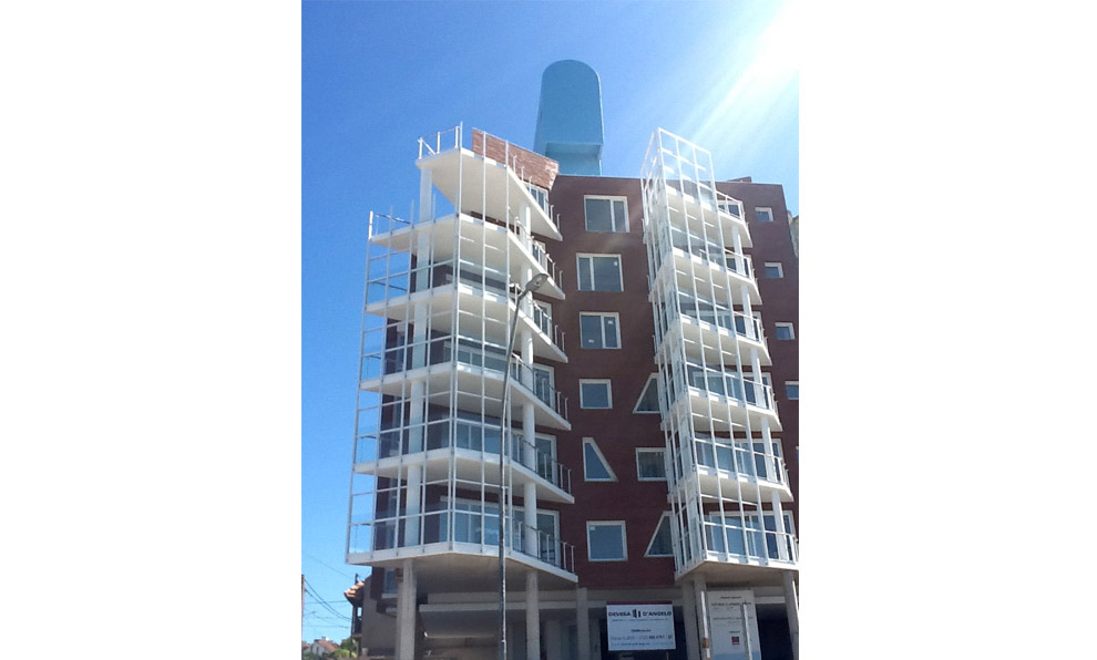 JUAN FONTANA — Arquitecto y Artista Plástico » Edificio Acuarela